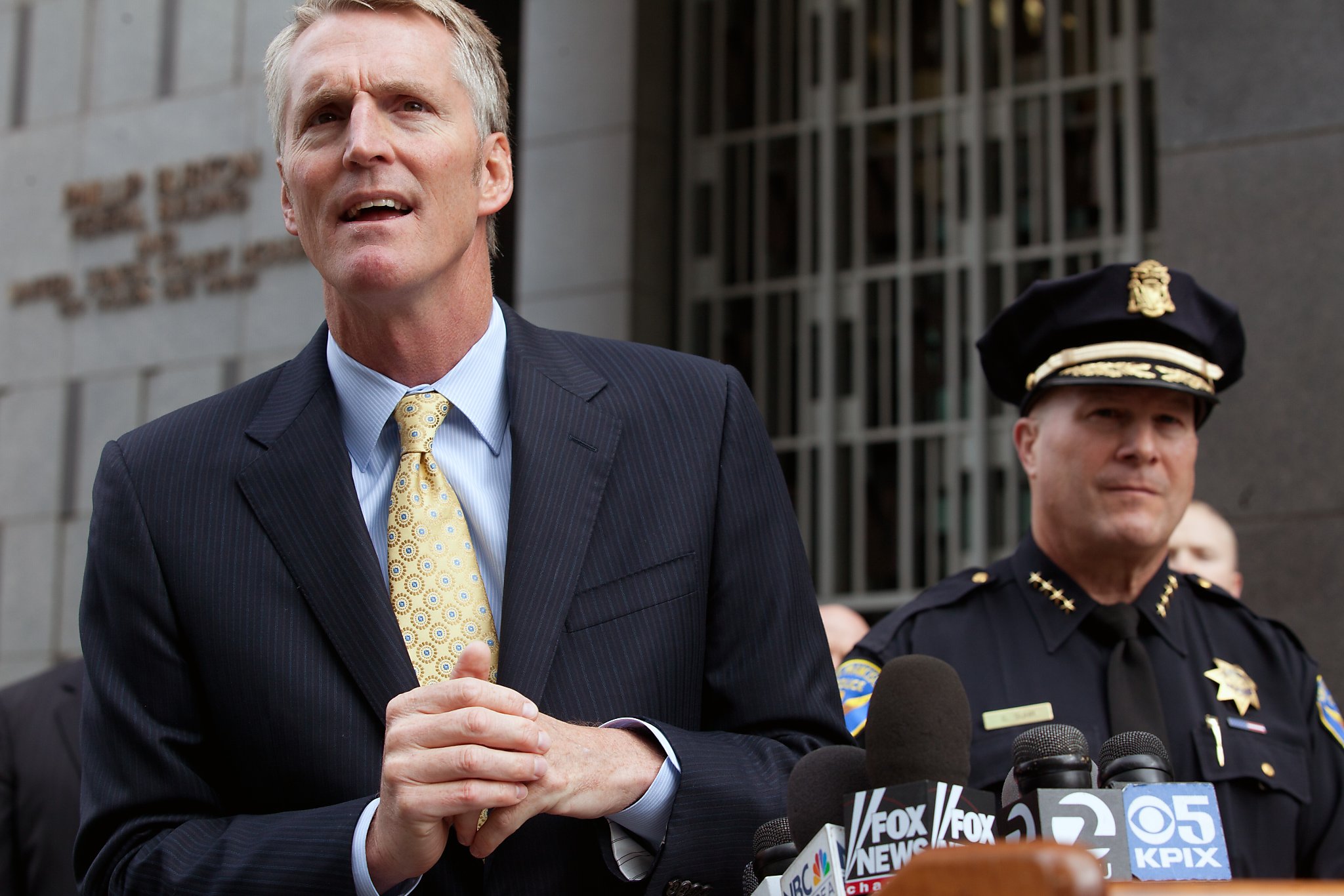 FBI: Chamberlain had device 'designed to maim or kill'