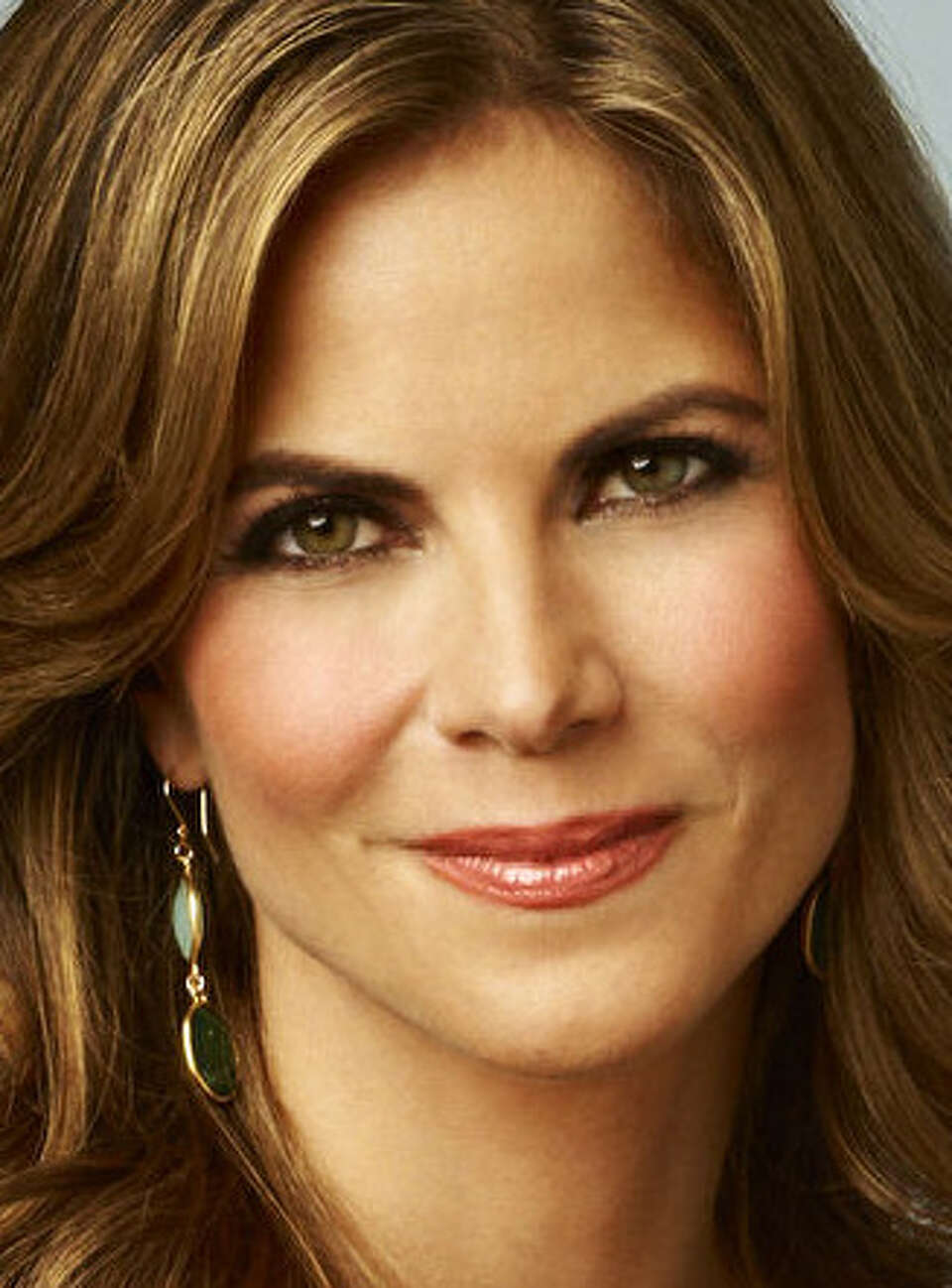 16 of the hottest Latino journalists in the United States and beyond