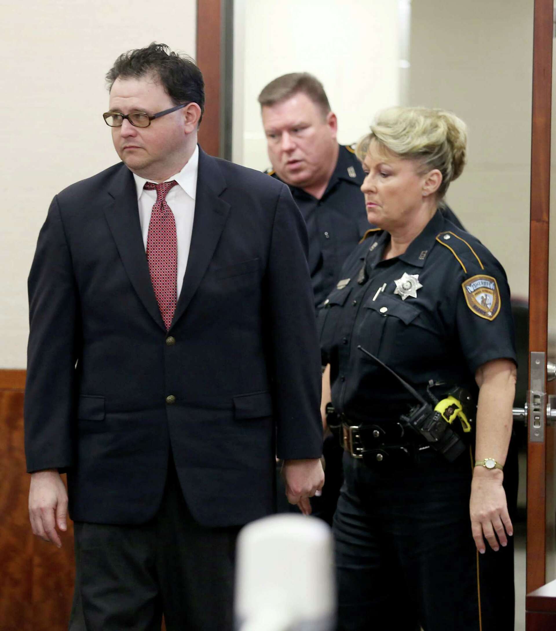 Jury sentences man who killed girlfriend, buried body in West Texas to ...