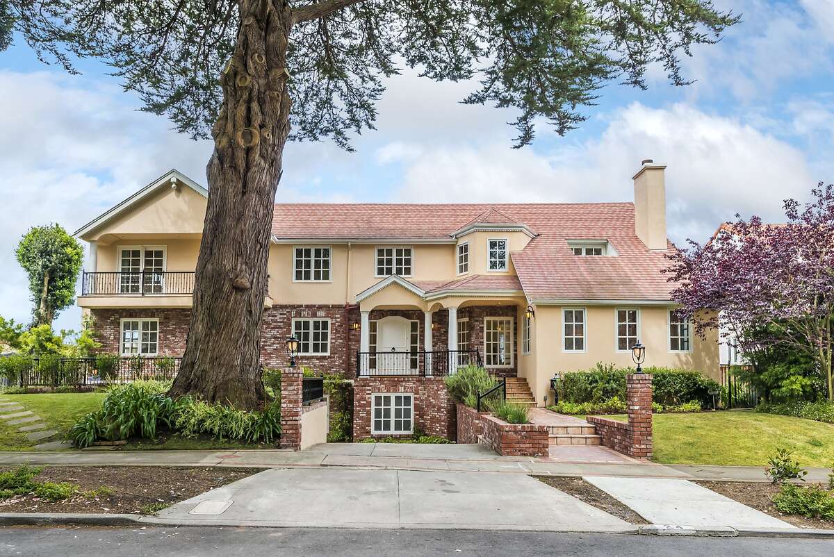 Henry Gutterson creation in garden suburb of St. Francis Wood