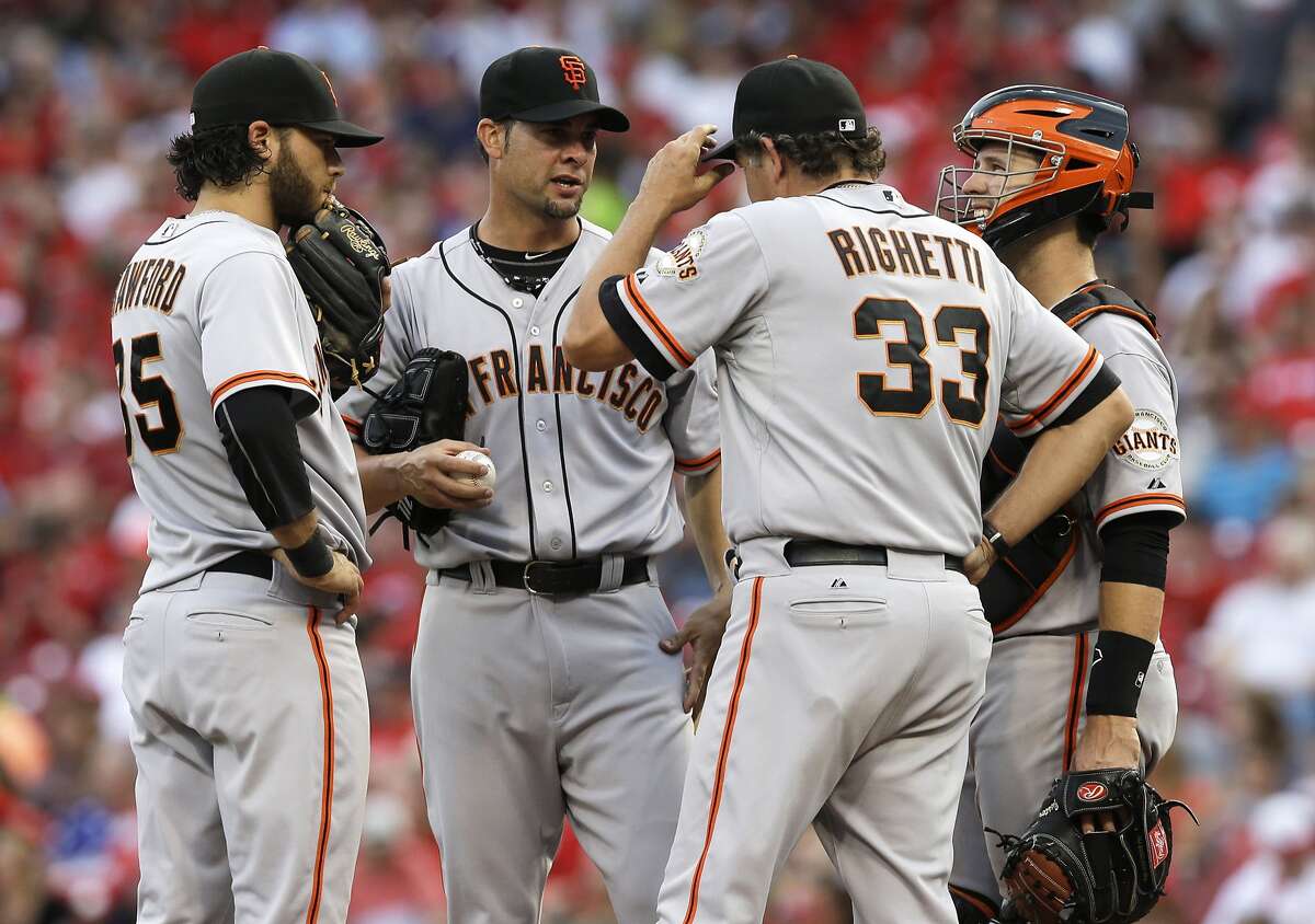 Perez's unlikely homer lifts Giants past Reds 3-2