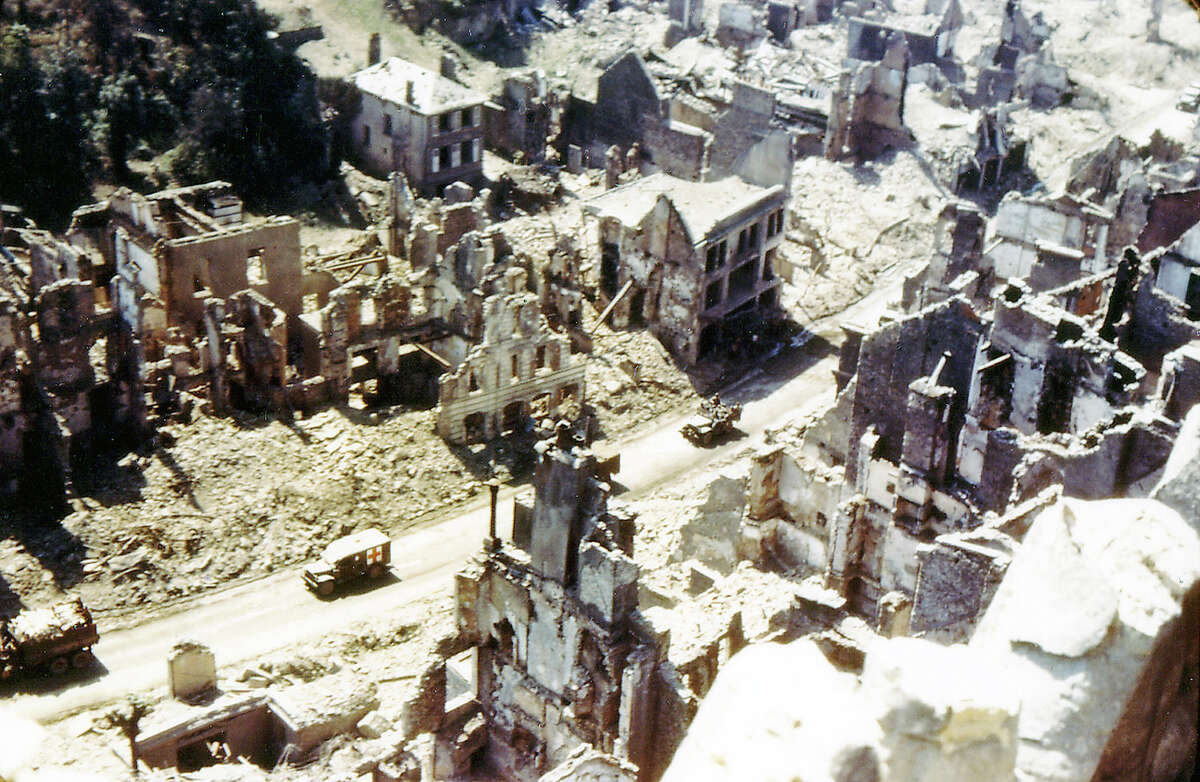 D-Day: The Invasion of Normandy in color photographs