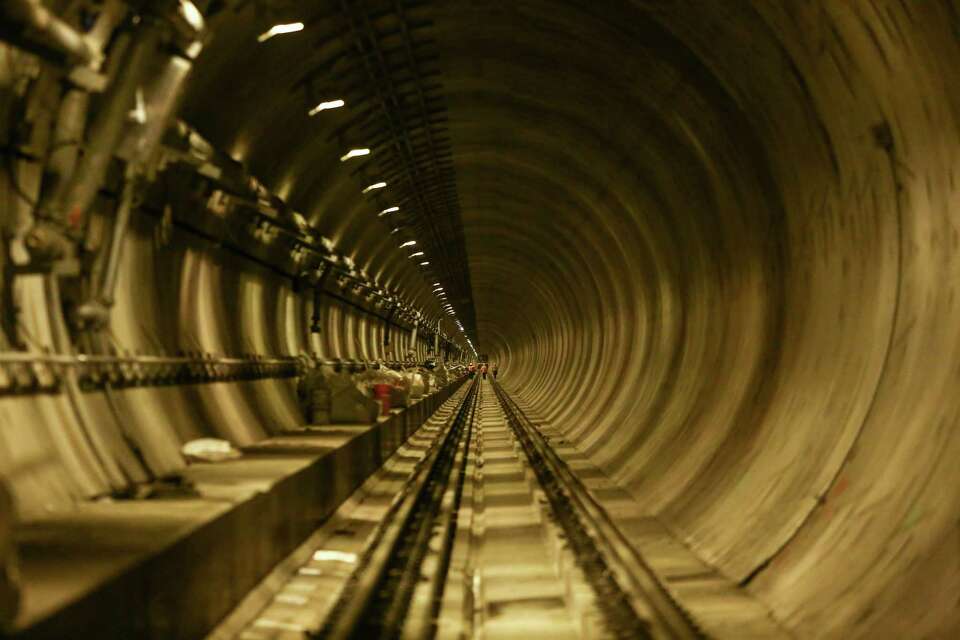 Tour of SoundTransit U-Link light rail tunnels