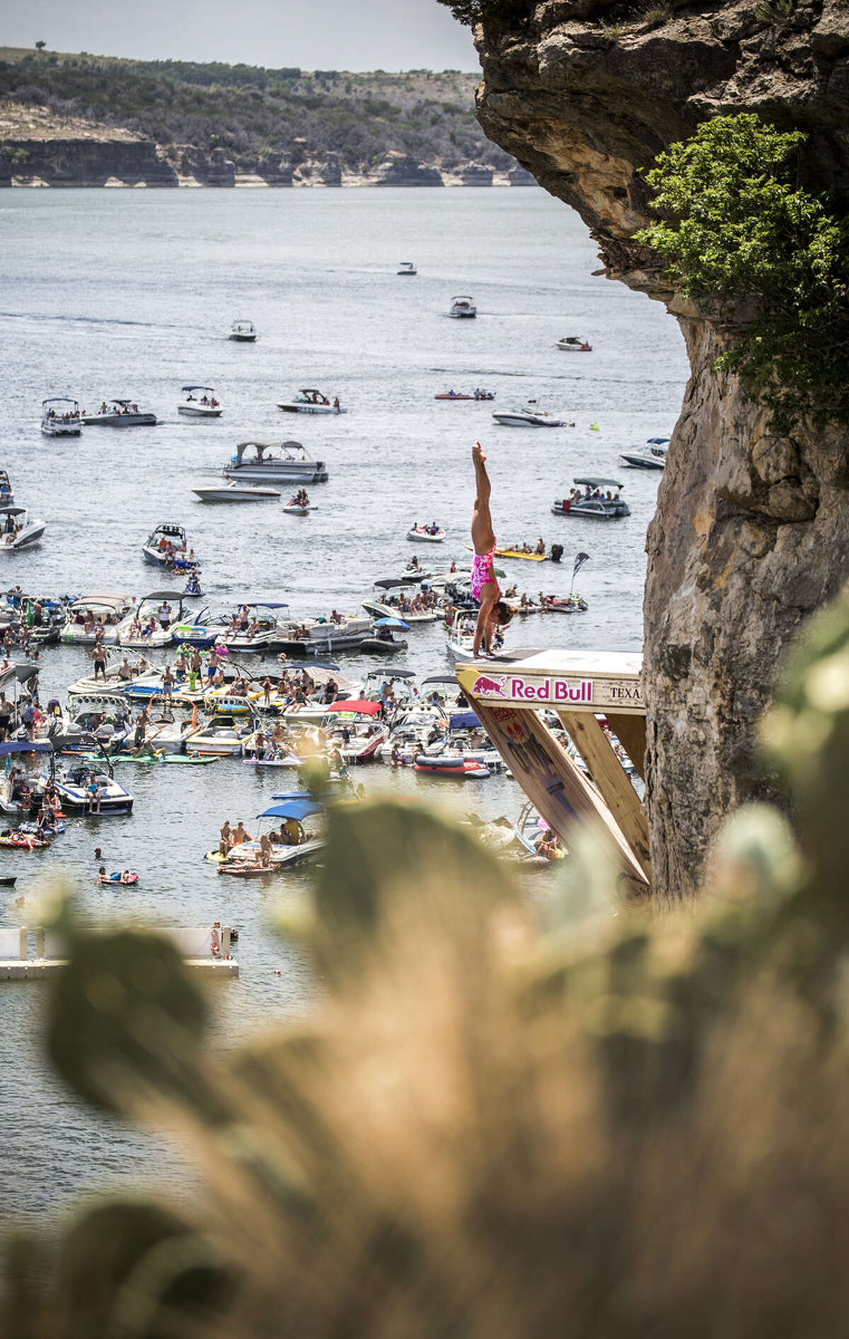 San Antonian claims cliff-diving crown