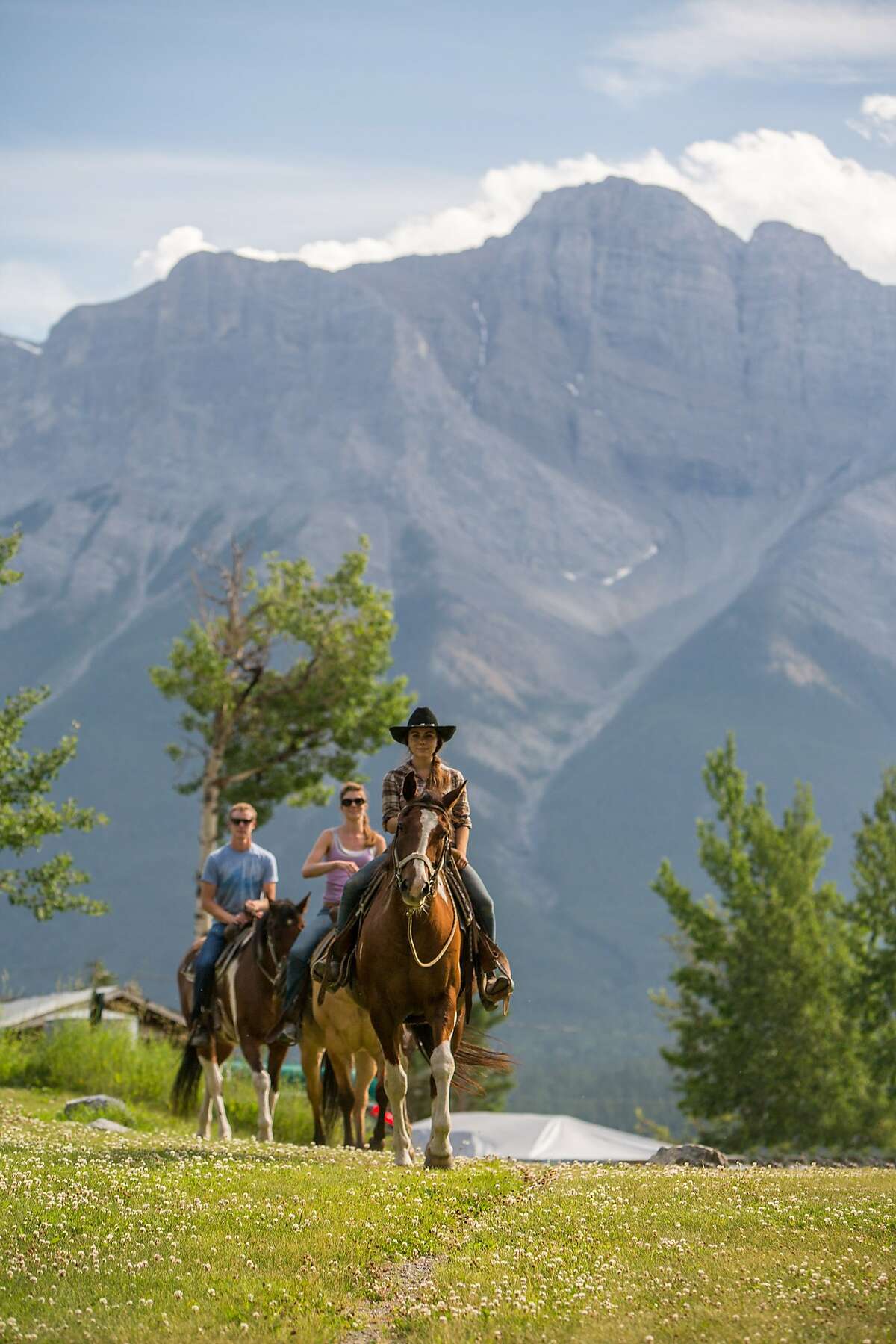 Canmore, Alberta, a cheaper, relaxed alternative to Banff