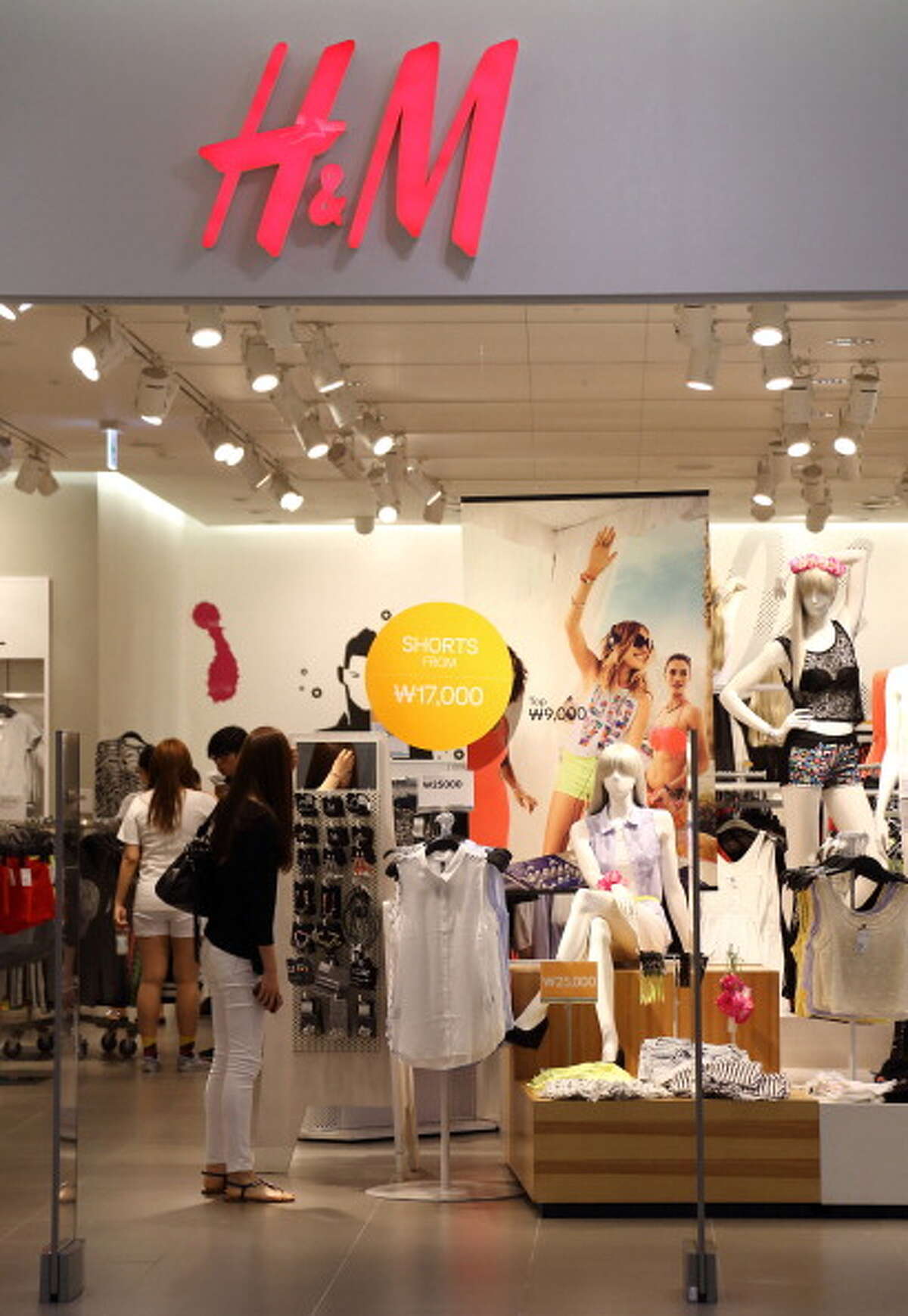 H&M to open first S.A. store