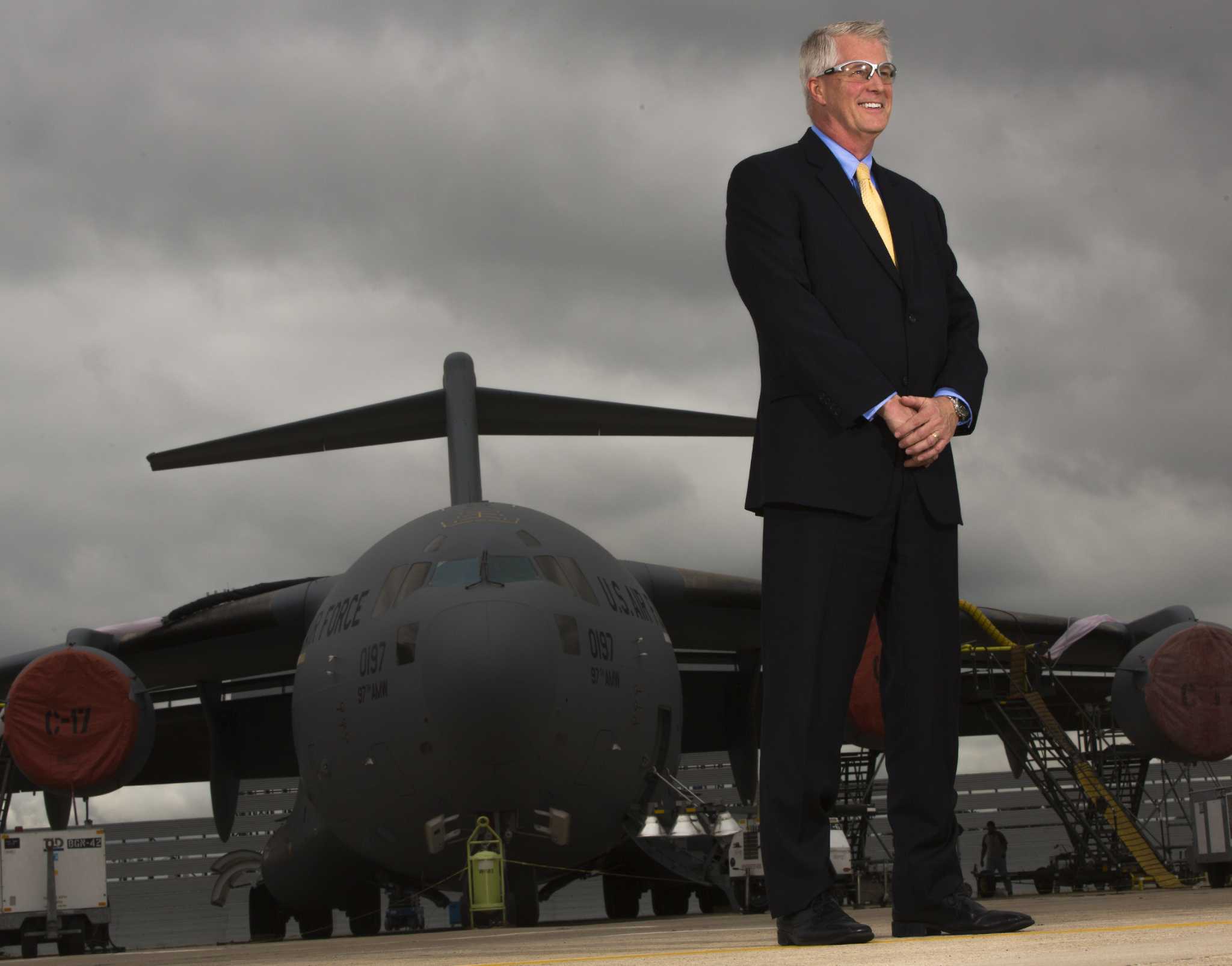 Commercial's the latest challenge for Boeing's Emmelhainz