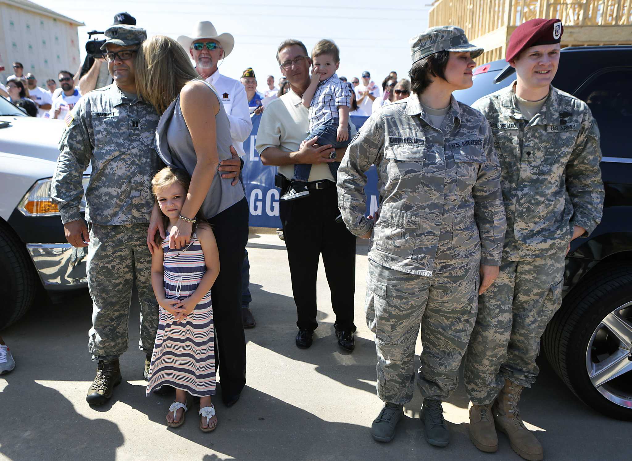 Veterans receive houses as gift