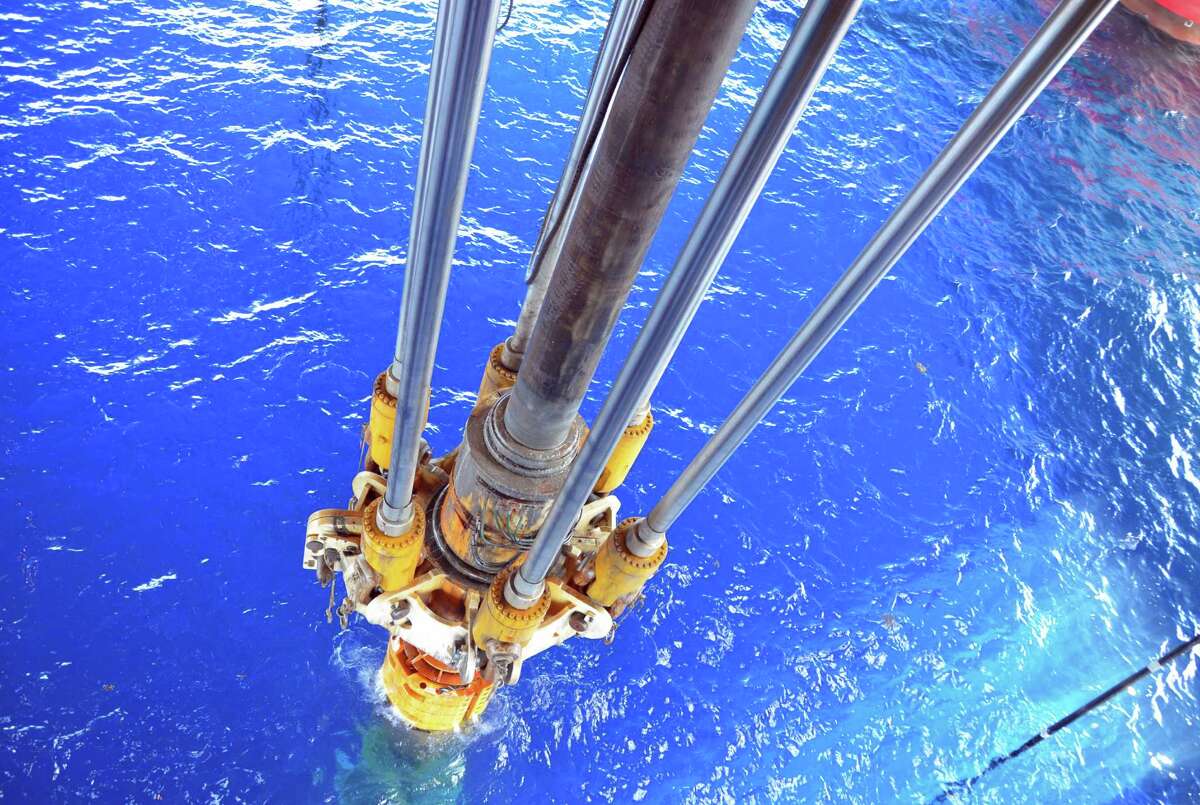 Drilling in an offshore crowd, Statoil bets big on Martin project