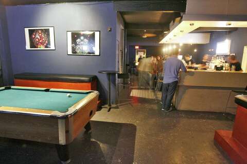 Gay and drag bars in Houston