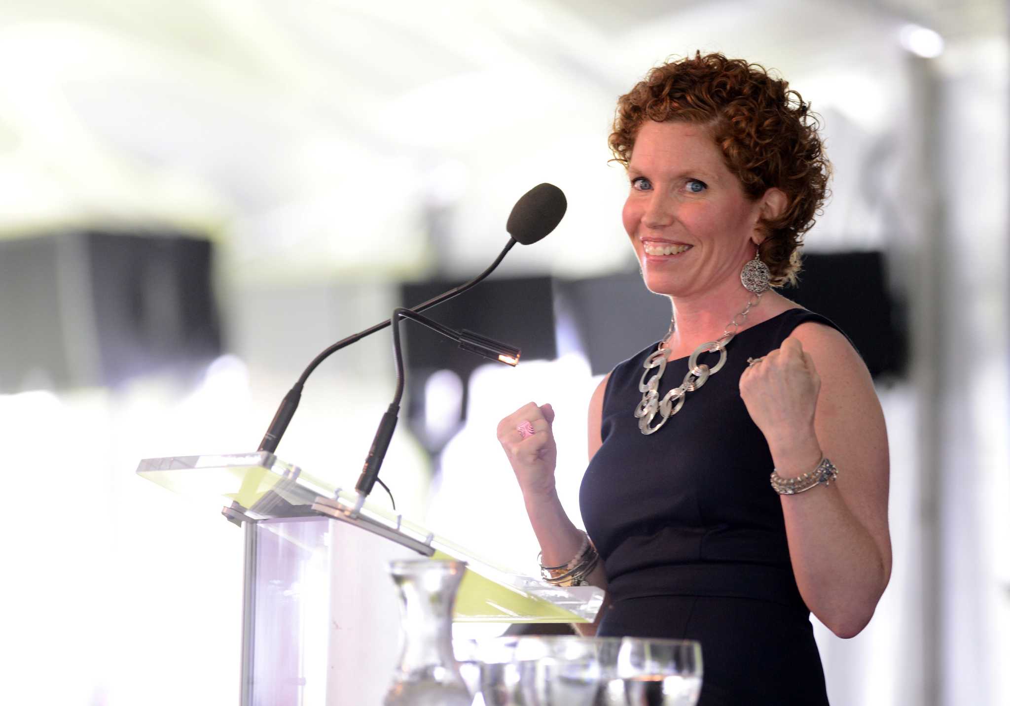 TV hosts recount cancer battle at Rose of Hope lunch