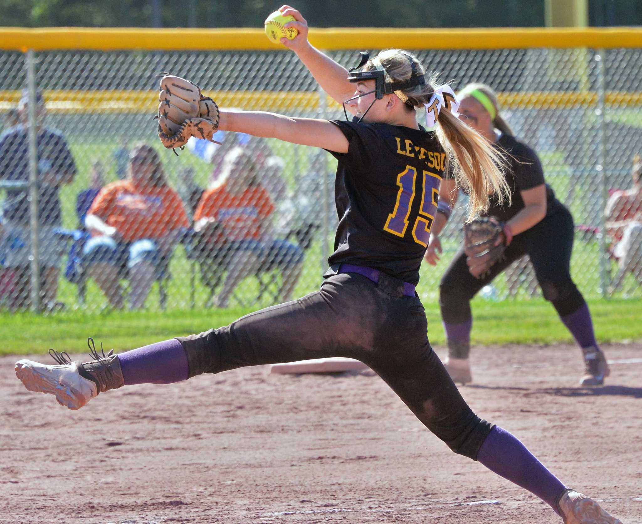 Levesque, Troy go after first state title