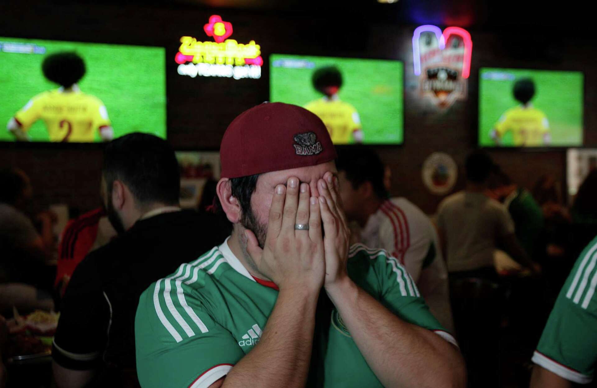 Pluckers expanding with 3 new locations in Houston, Woodlands area