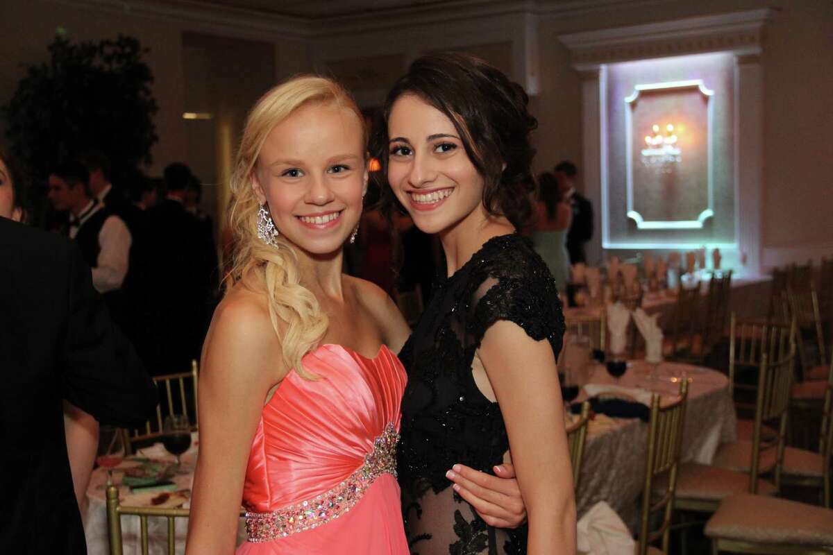 SEEN: Ridgefield prom