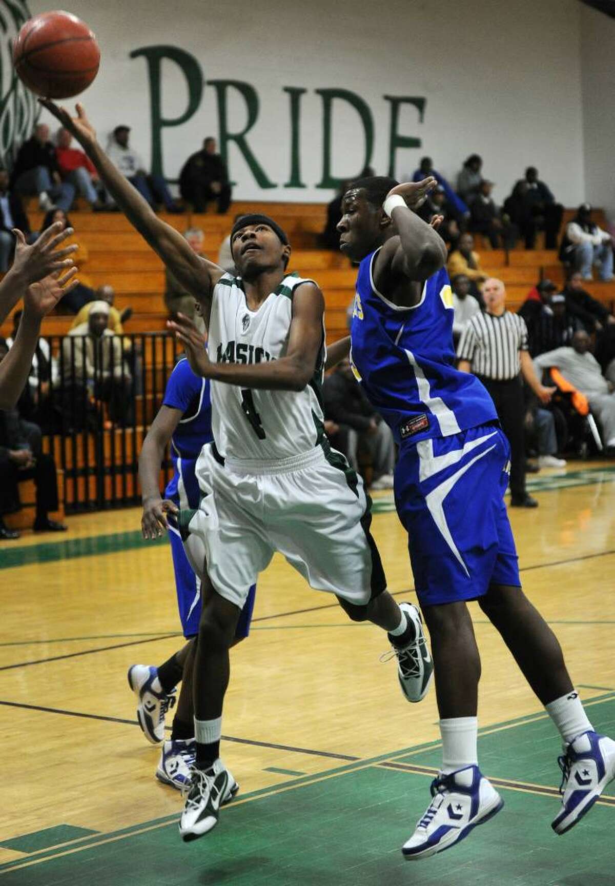 Bassick routs Harding