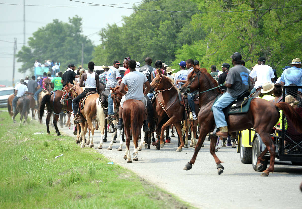 Trail riders tip their hats to Bill Pickett