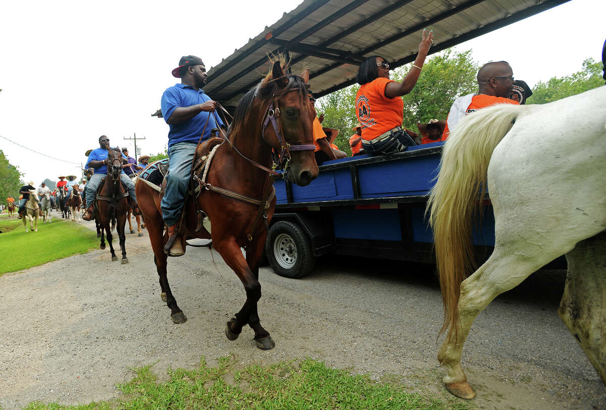 Trail riders tip their hats to Bill Pickett