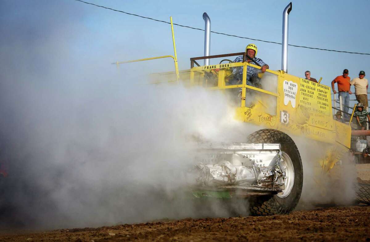 Lind Combine Demolition Derby brings smashup to E. Washington