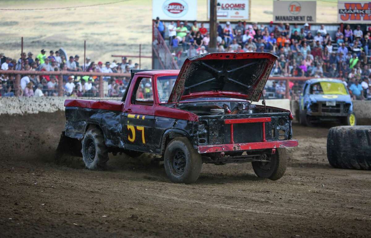Lind Combine Demolition Derby brings smashup to E. Washington