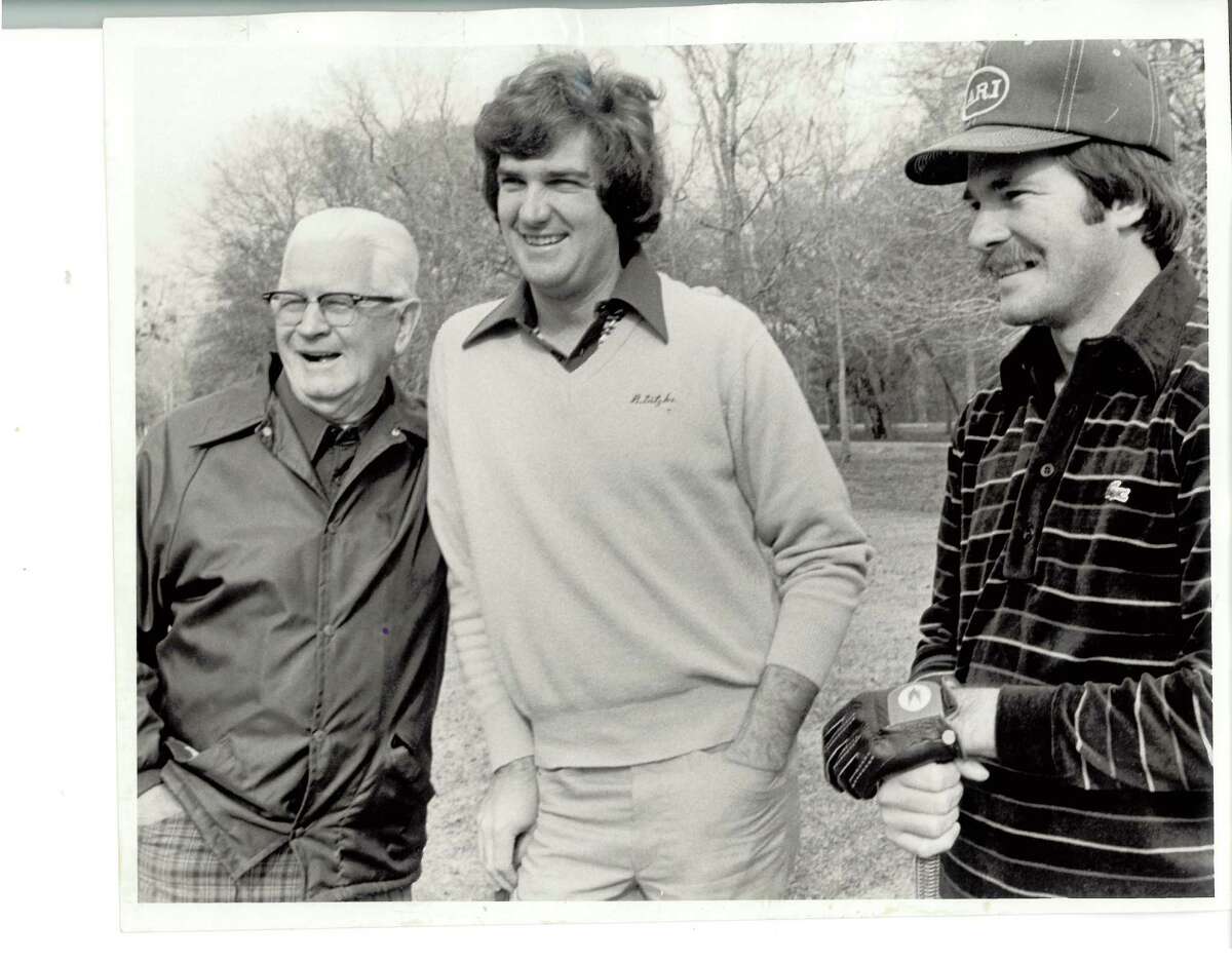 Golf legend returns to SE Texas for youth camp