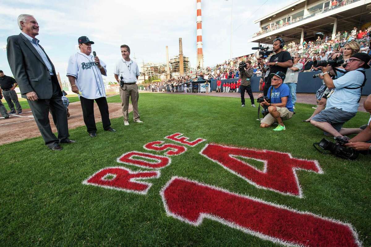 Rose manages Bluefish to 2-0 victory