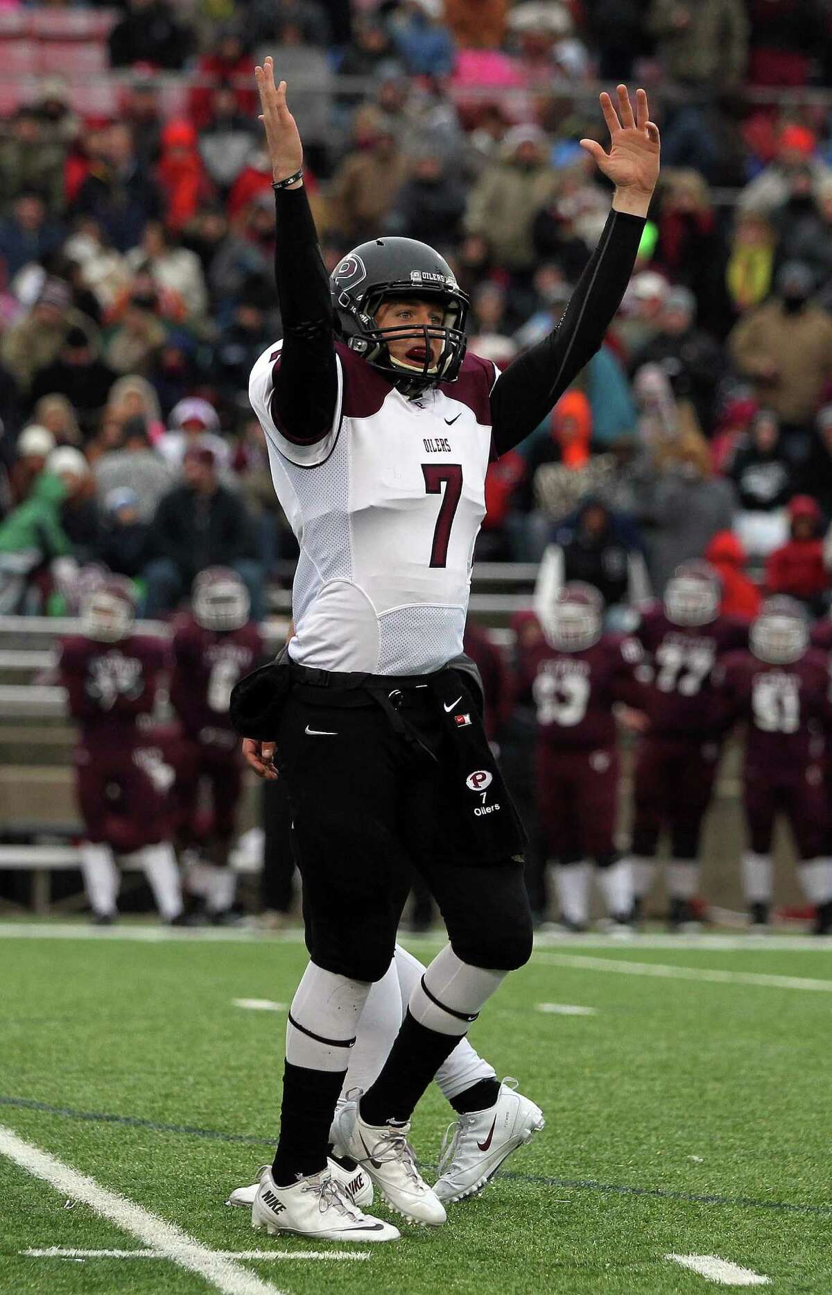 Pearland grad puts injury well into past with scholarship