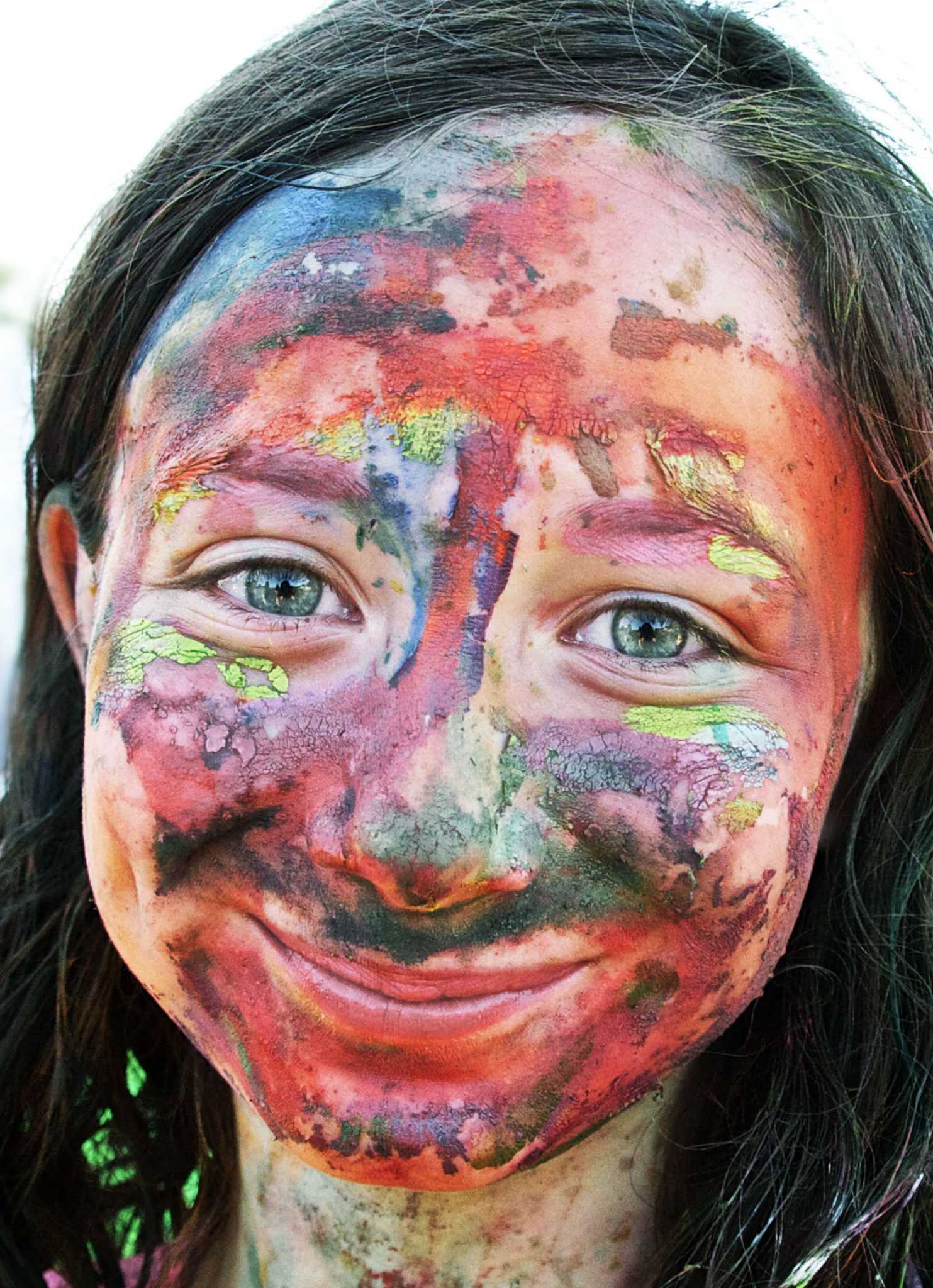 Paint the People' proves a rousing good time