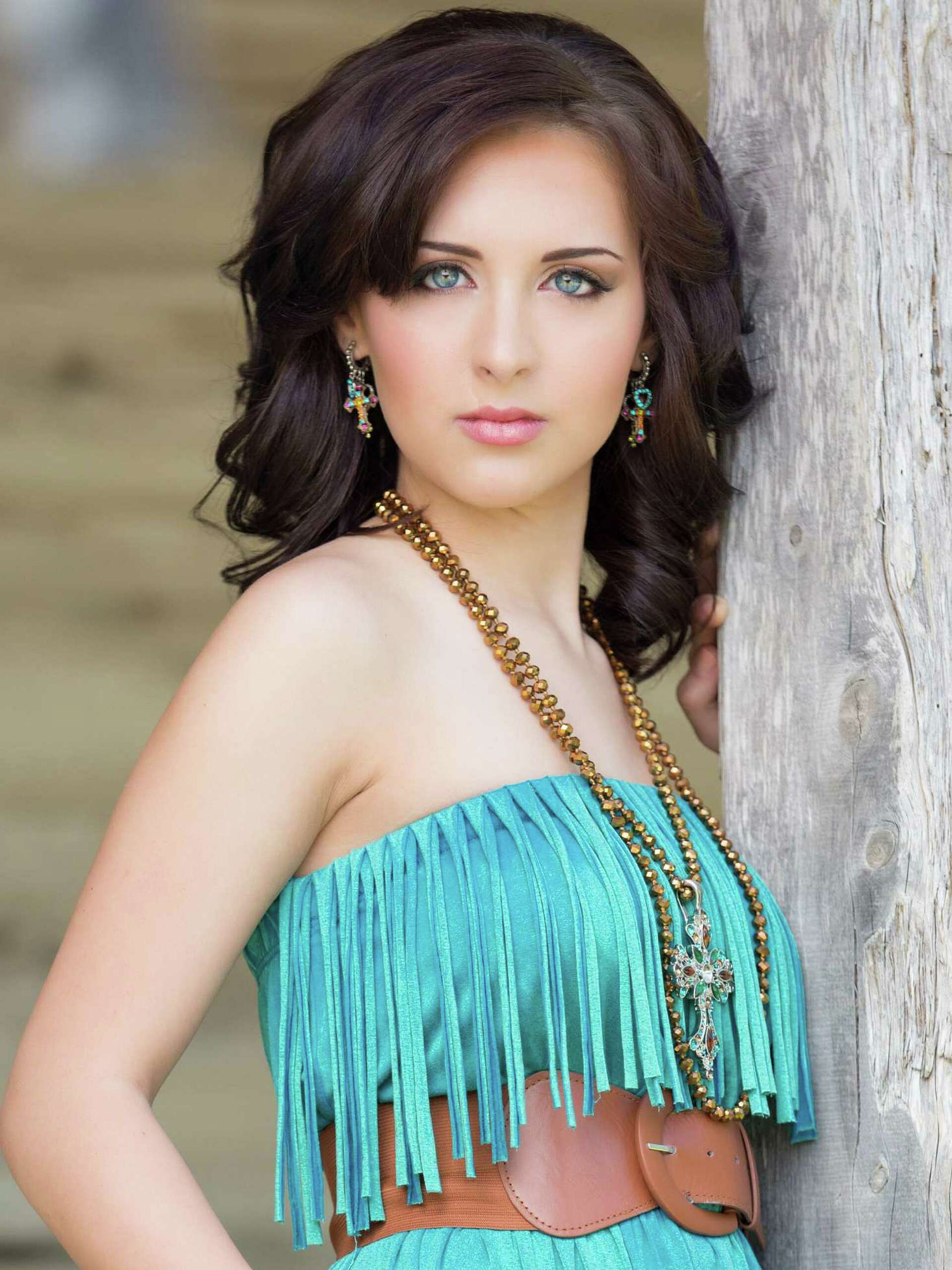 Natalie Rose blooms on area country scene