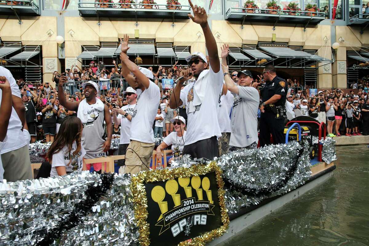 Spurs Caravan tour begins in Laredo