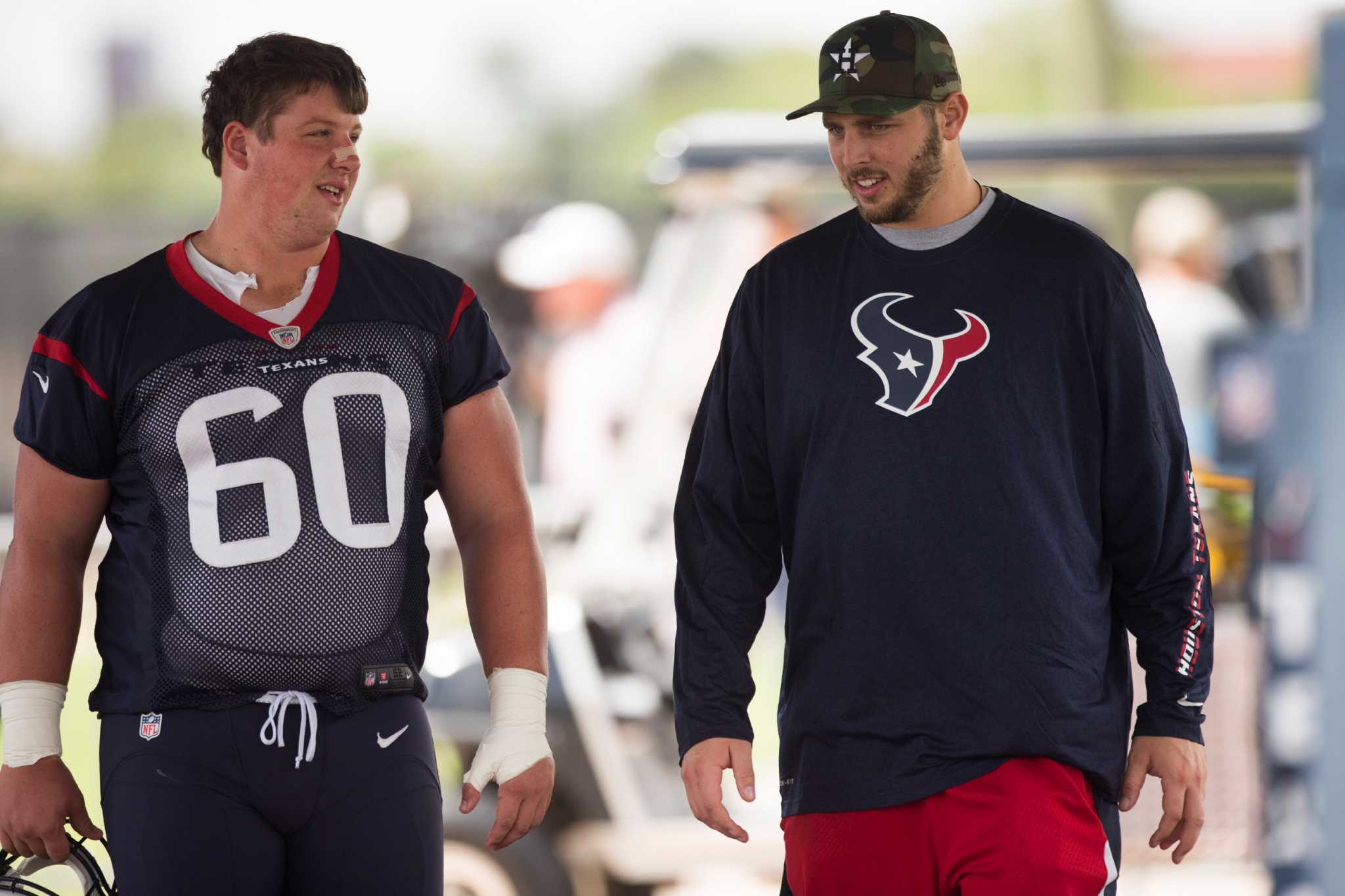 Texans report: Quessenberry's visit has impact on teammates