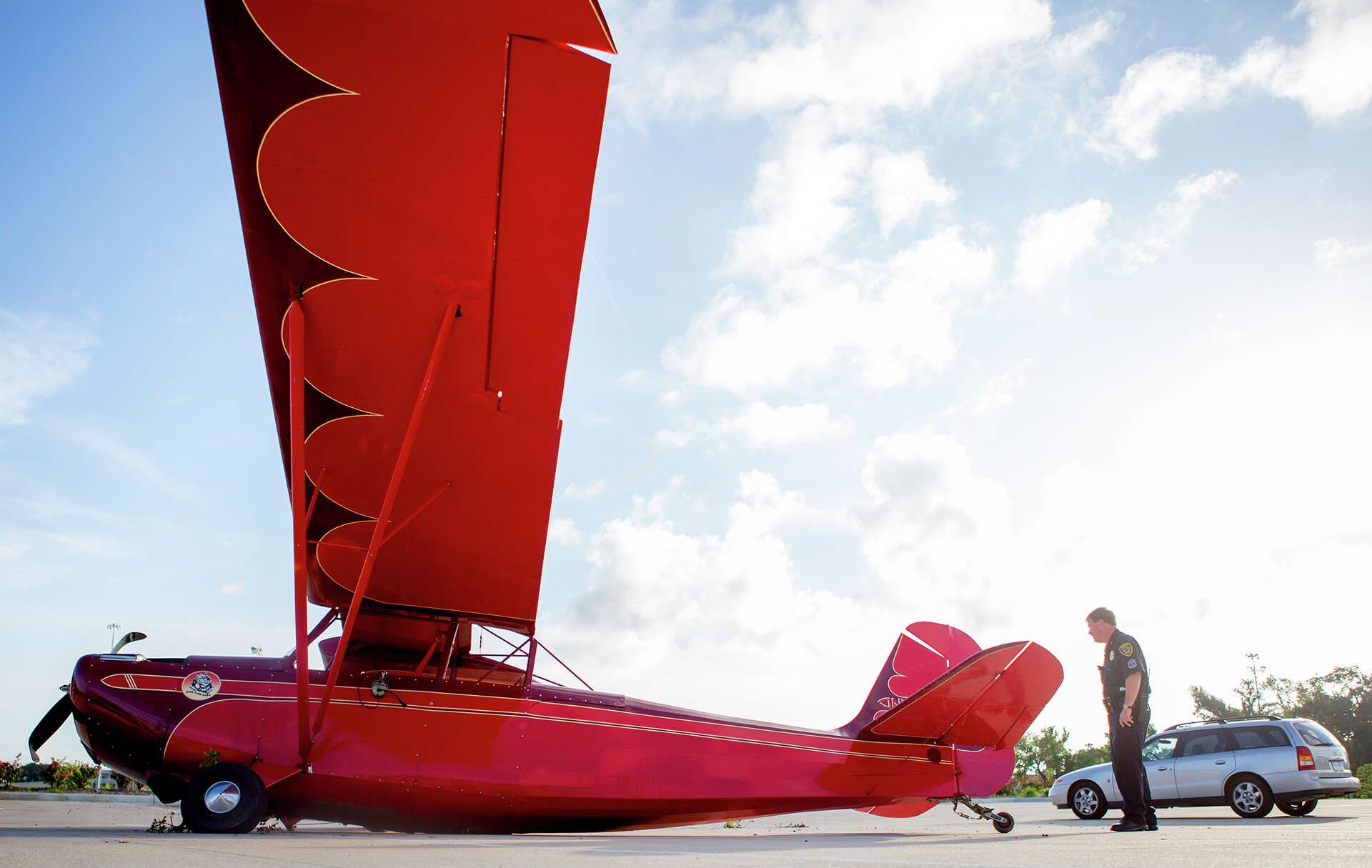 Plane falls from sky near Northwest Freeway