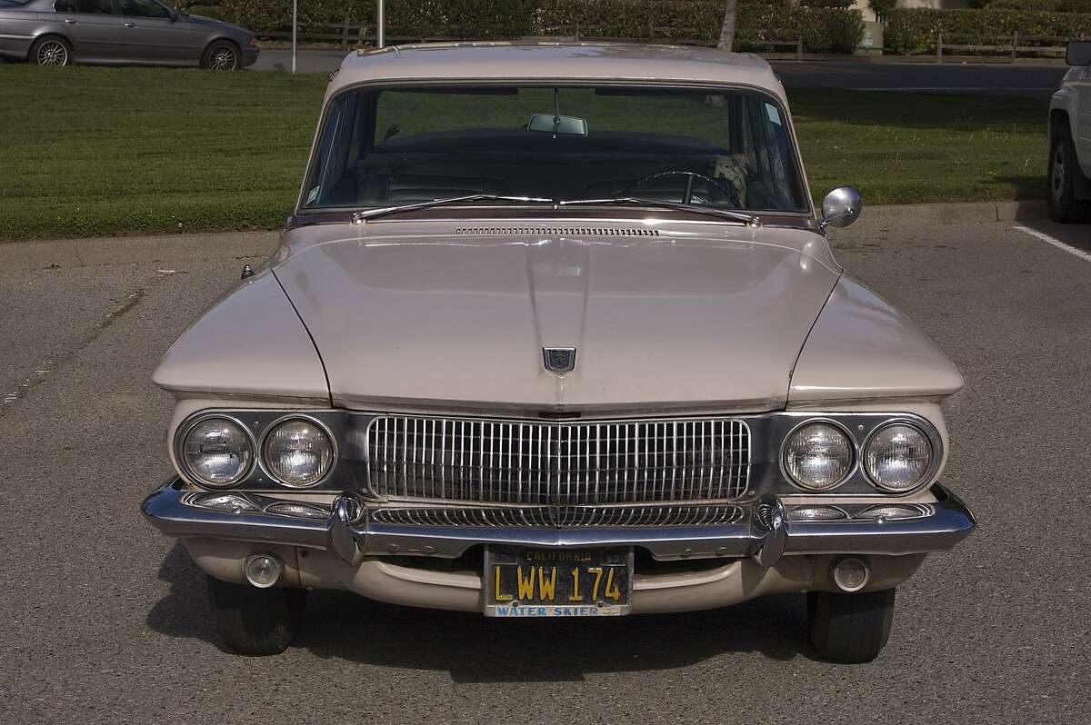 History buff preserves 1962 Dodge Lancer GT