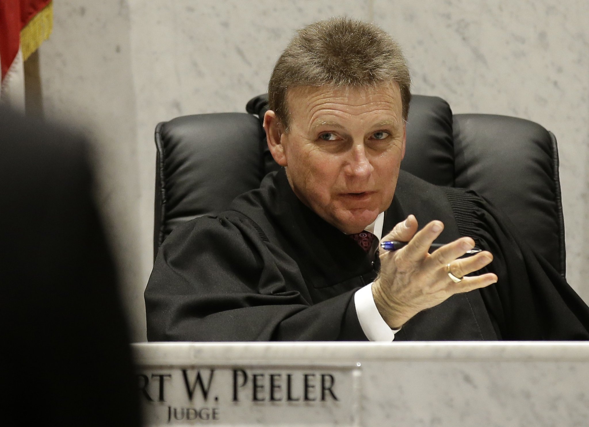 Judges try to combat heroin use with injectable drug