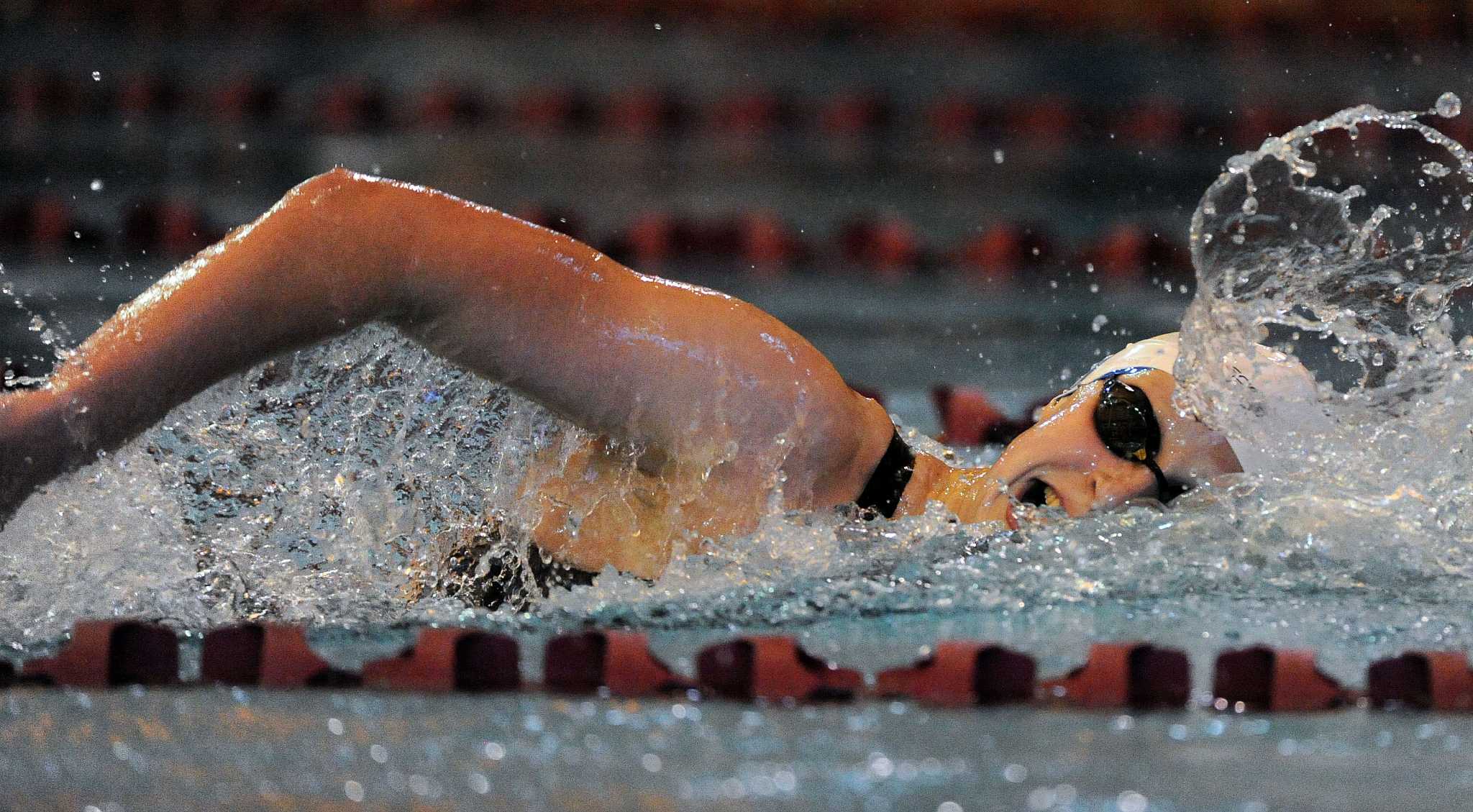 Area venue is gateway to 2 world swimming records for Ledecky