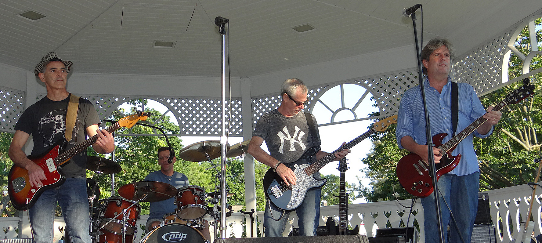 Concert rocks Sherman Green on a summer night
