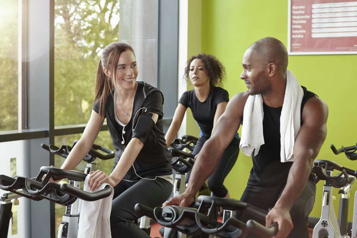 Proper etiquette to know before you hit the gym