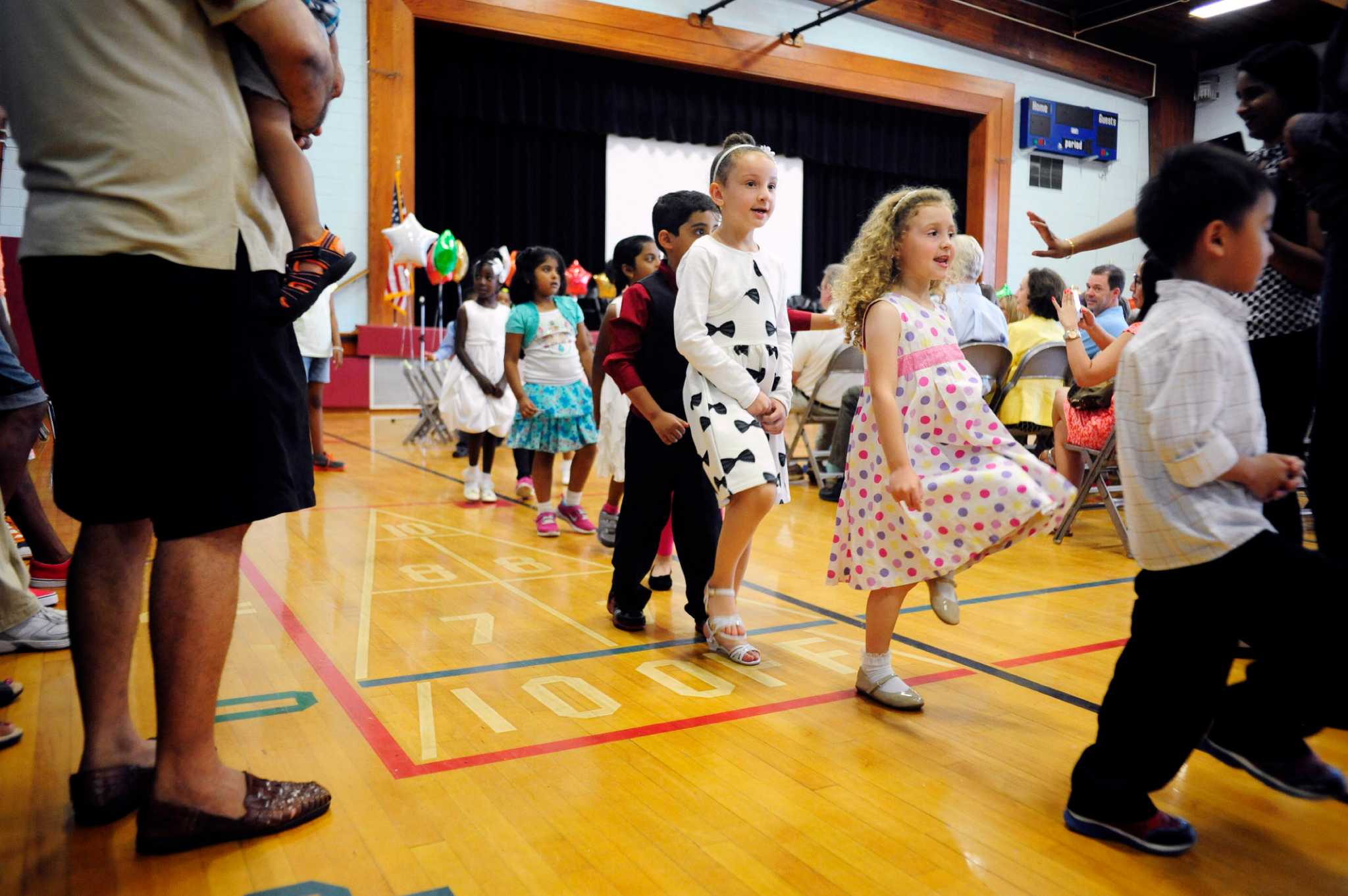 Photos: Kindergarten moving up