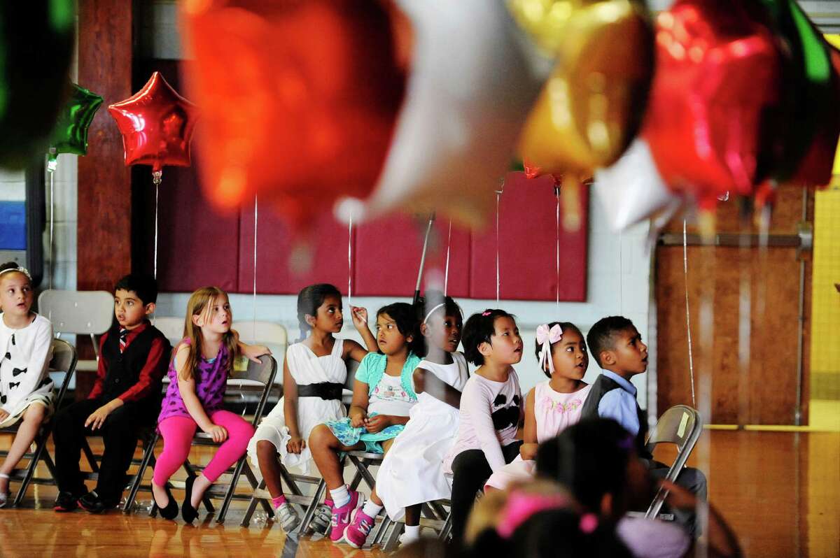 Photos: Kindergarten moving up