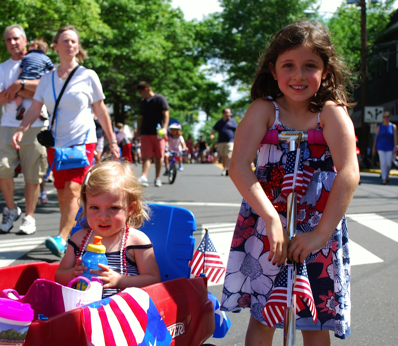 Darien's patriotic parade celebrates creativity