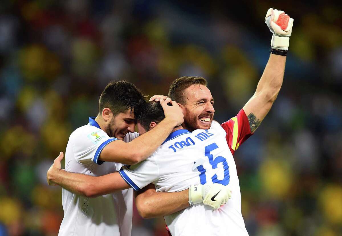 World Cup: Greece advances after late penalty at World Cup