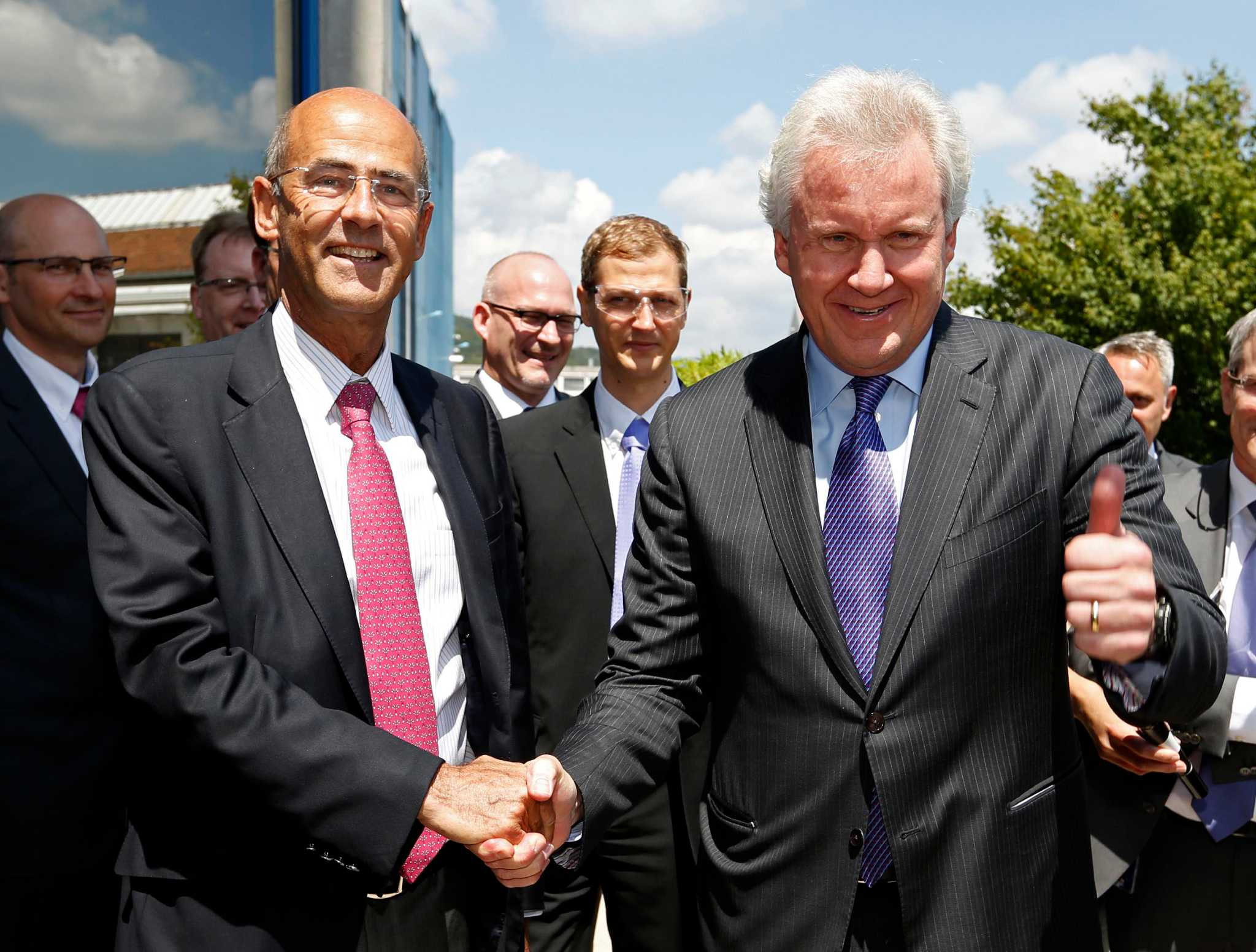 Alstom and GE chiefs celebrate 'three-fold win'