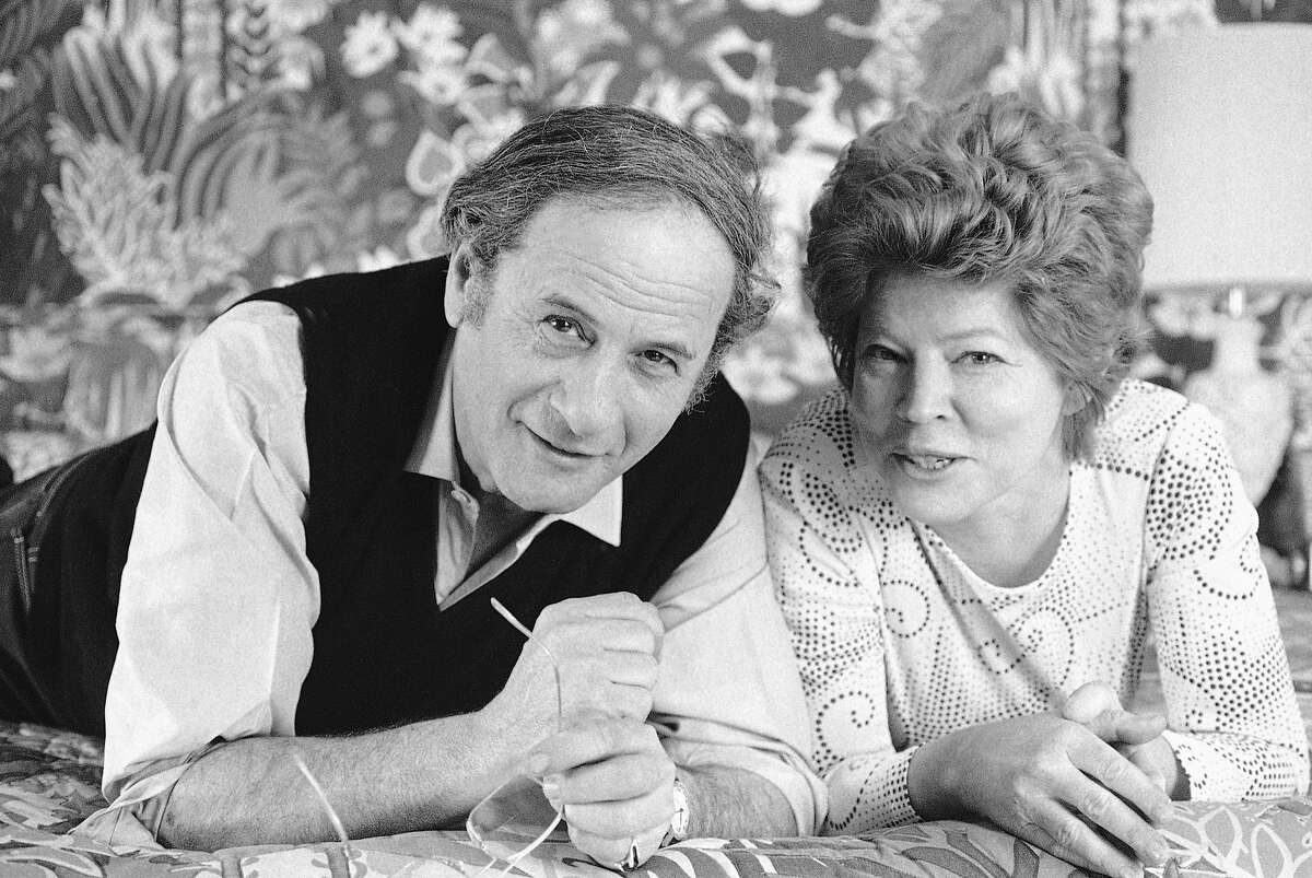 Acclaimed character actor Eli Wallach dies at 98