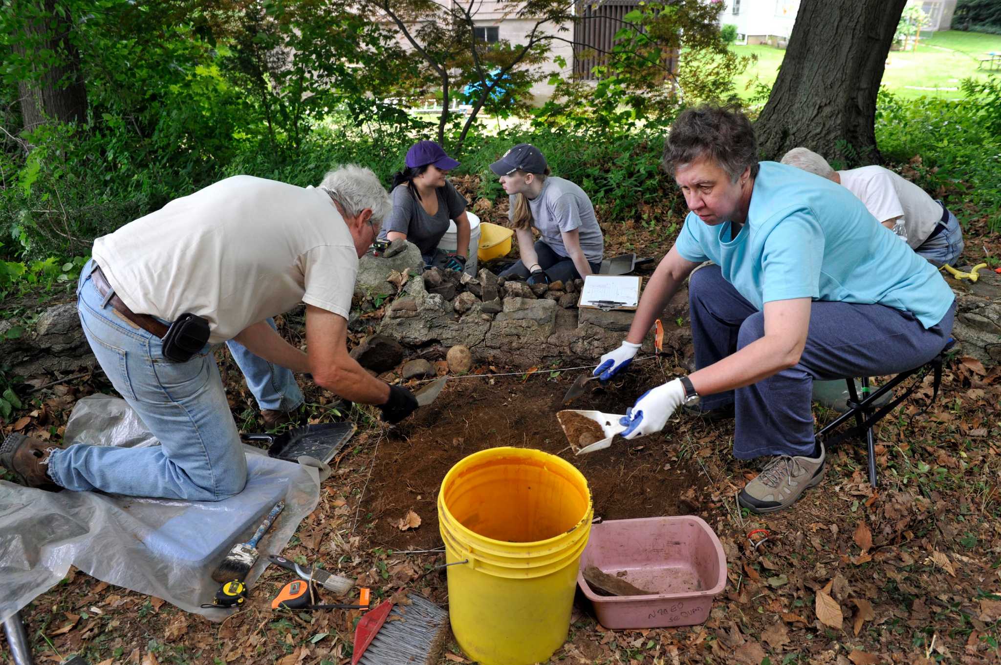 Archeologists dig lost church