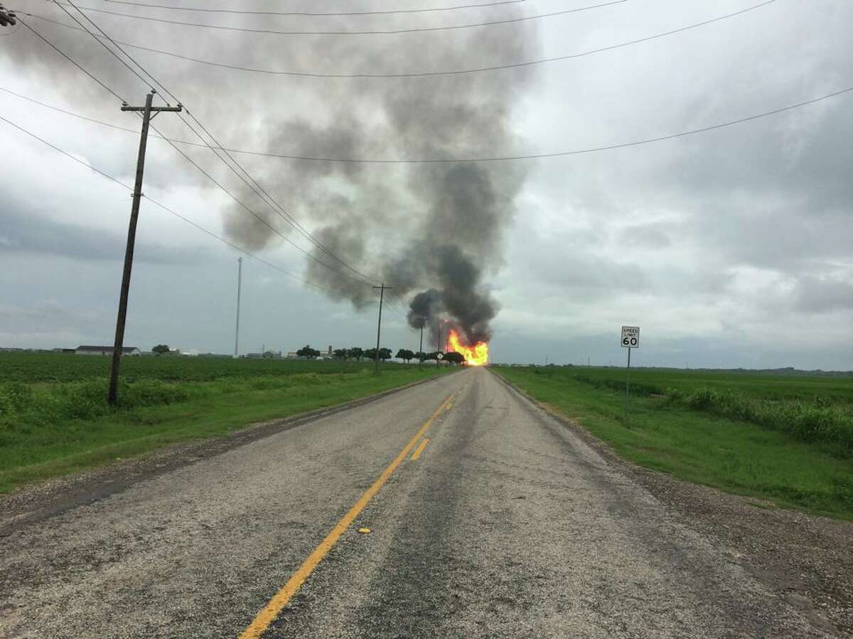 Gas line ruptures in Wharton County, injuring one