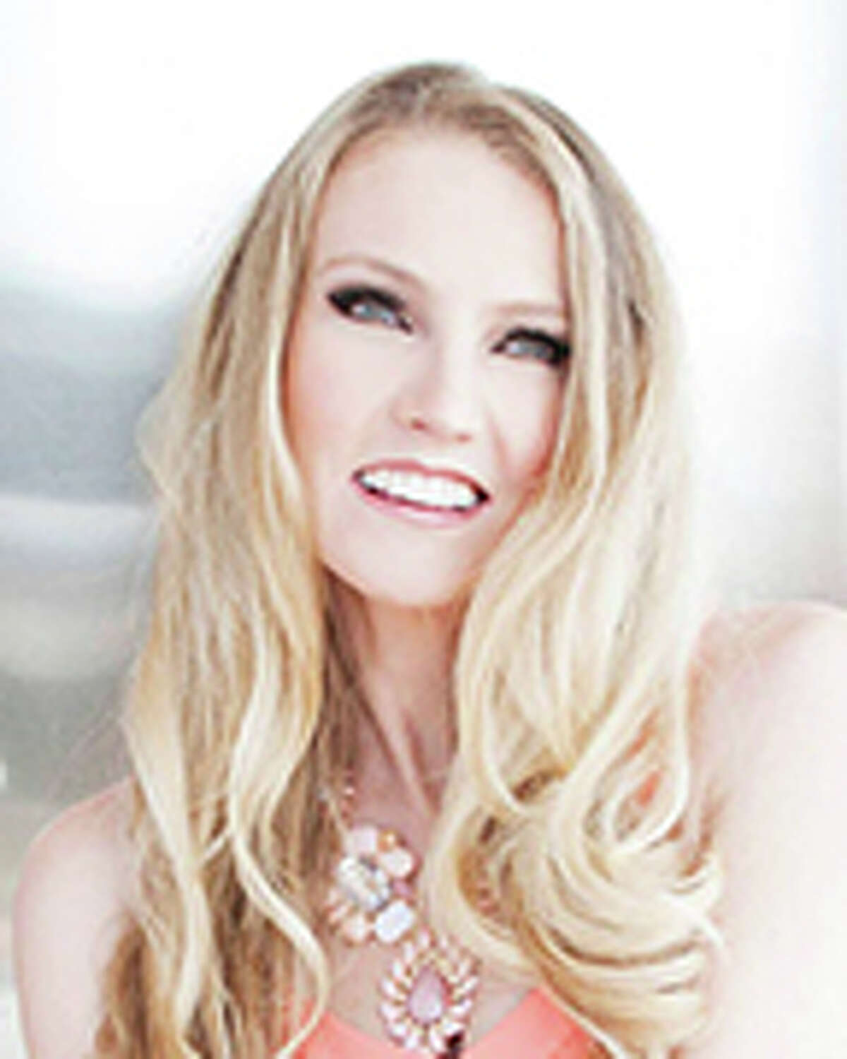 Mrs. Texas hanging her hat in ... Oklahoma?