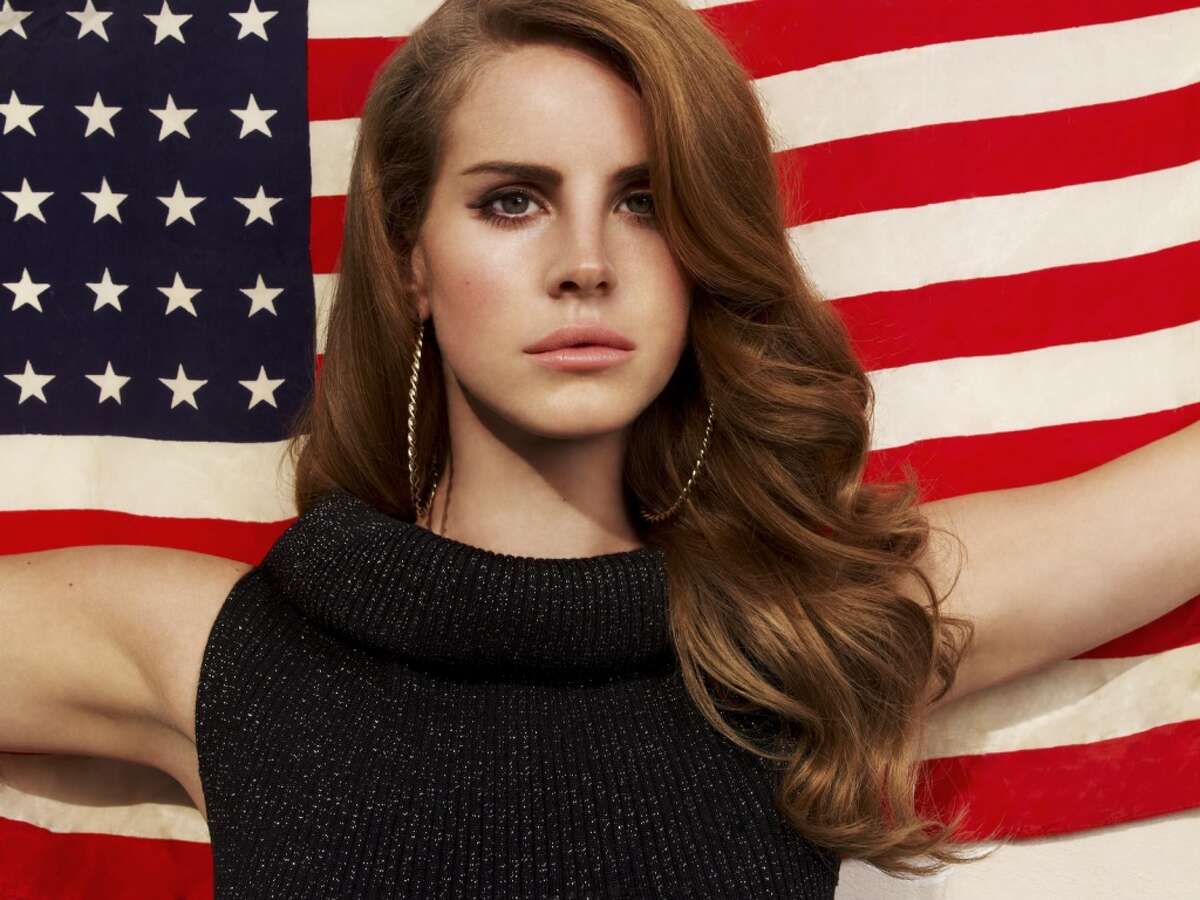 Lana Del Rey American Flag Salute