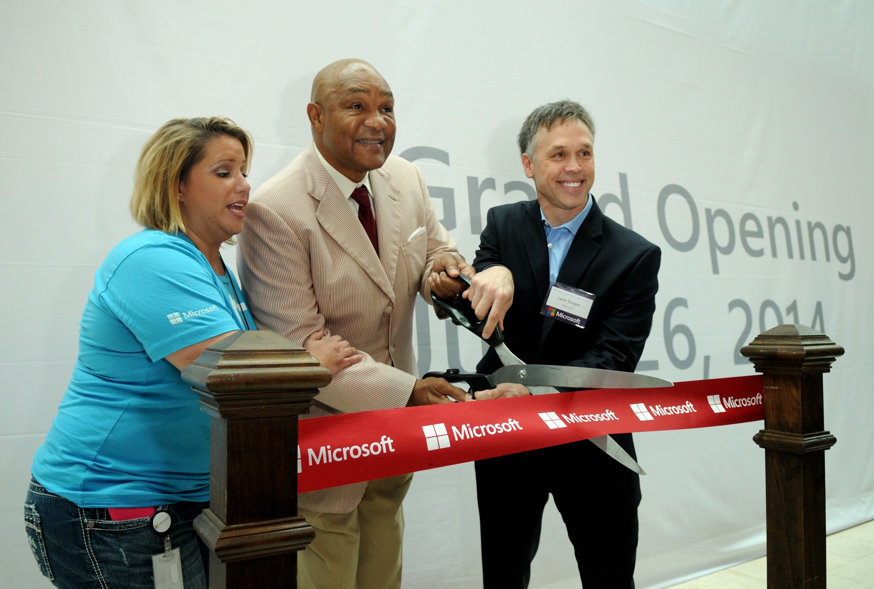 George Foreman helps open Microsoft Store