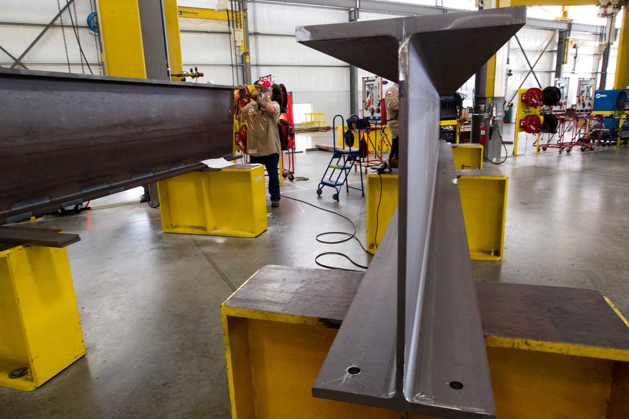 Weatherford factory pumps out iconic machines