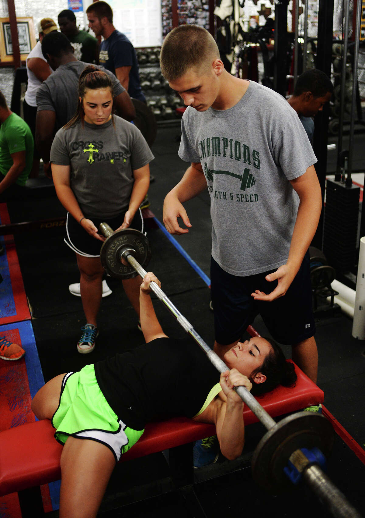 Girls powerlifting grows in popularity