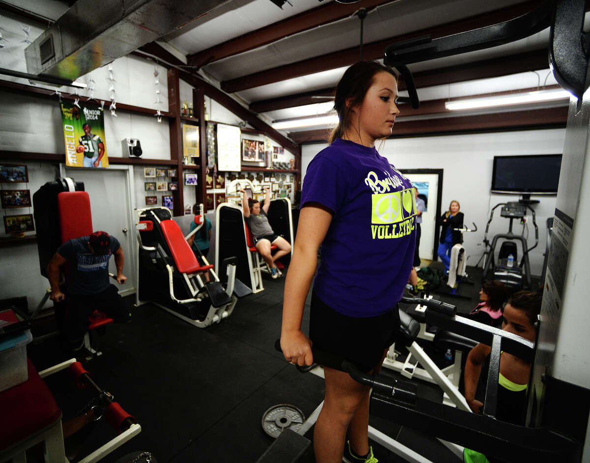 Girls powerlifting grows in popularity